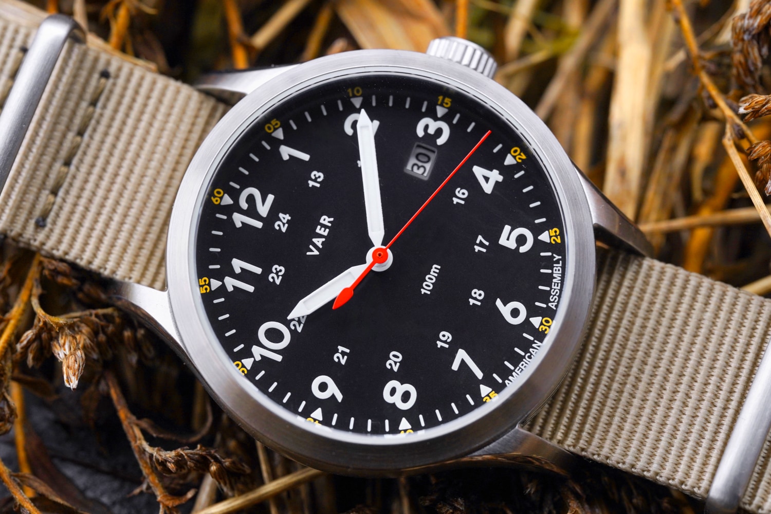 C5 Field Black Solar USA - Product Details and Operation Guide