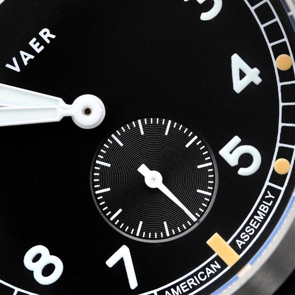 VAER | C3 Dirty Dozen Field Watch: 10ATM, Sapphire Glass, Amertiquartz