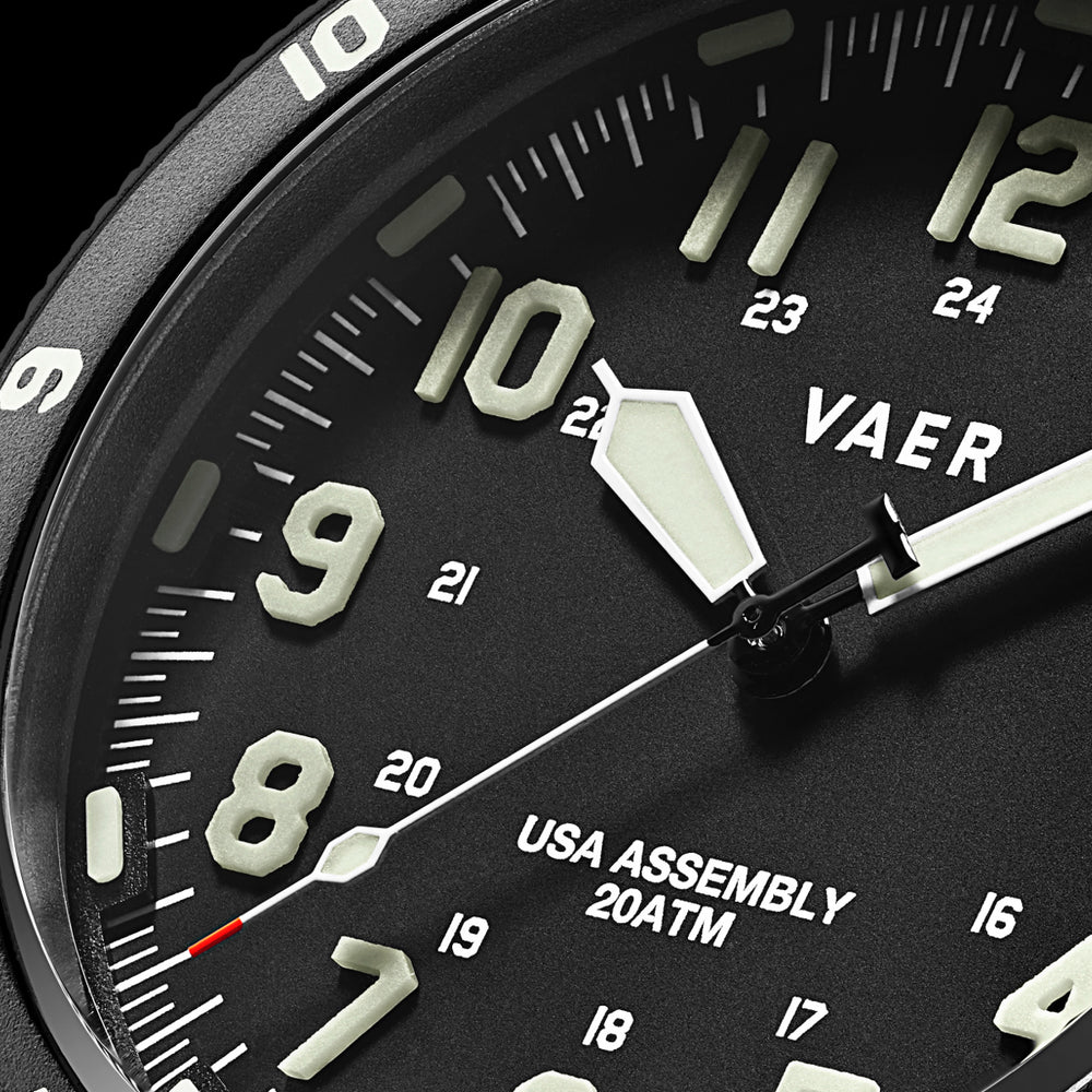 VAER | C4 Tactical Field Solar DLC: 20ATM, Sapphire Glass, USA Assembled