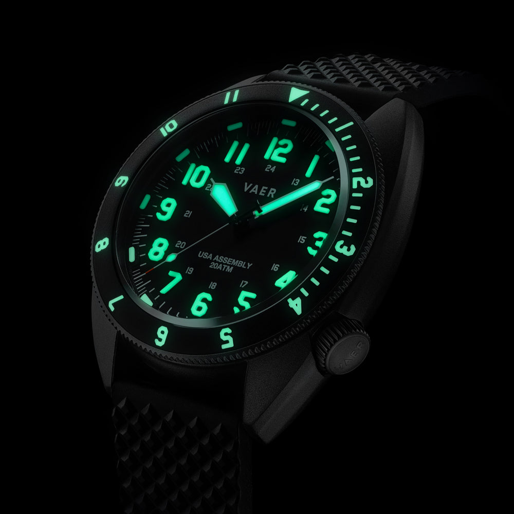 VAER | C4 Tactical Field Solar DLC: 20ATM, Sapphire Glass, USA Assembled