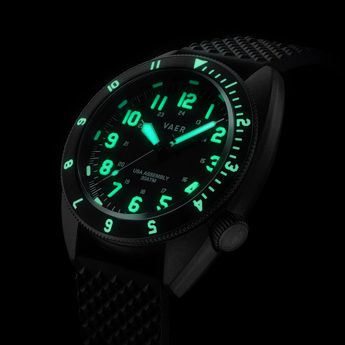 VAER | C4 Tactical Field Solar DLC: 20ATM, Sapphire Glass, USA Assembled